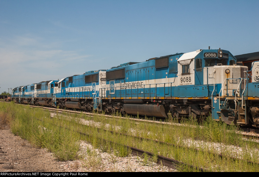 EMDX, OWY 9088, EMD SD60, with lease return, stored